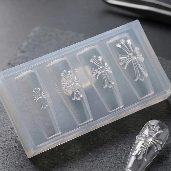 爪サイズにぴったりフィット。ロングからショートネイルまで４サイズ展開のクロスパーツが作れるモールド。【サイズ】size1 縦:20mm 横:11.2mmsize2 縦:16.3mm 横:9.1mmsize3 縦:14.2mm 横:7.8mm...