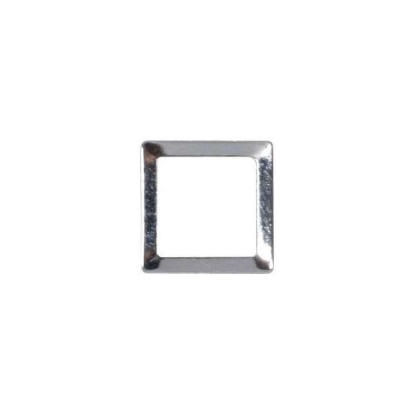 めずらしいスクエア型のメタルスタッズです。サイズ：内寸4mm、外寸5.5mmkataya005