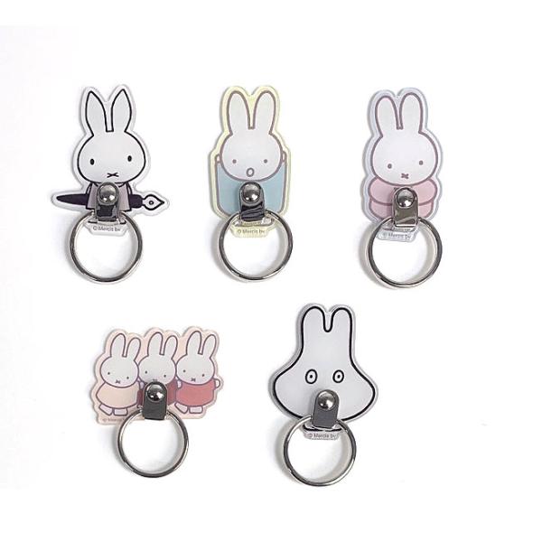 ミッフィー マルチリング「ミッフィー」デザインのマルチリングが登場！スマートフォンの背面に貼り付けるアクセサリです。リングに指を通すことでスマートフォンの持ちやすさを向上し、落下を防止します。スタンドとしてもご使用いただけます。リングは36...