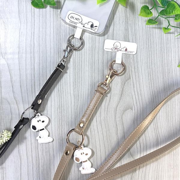 ピーナッツ スヌーピー マルチリングプラス ネックストラップスマホケースの中に挟むだけでマルチに使えるスマホアクセサリです。リングに指を通すことでスマートフォンの持ちやすさを向上し、落下を防止します。リング部分を持ち手にして持ち歩いたり、カ...