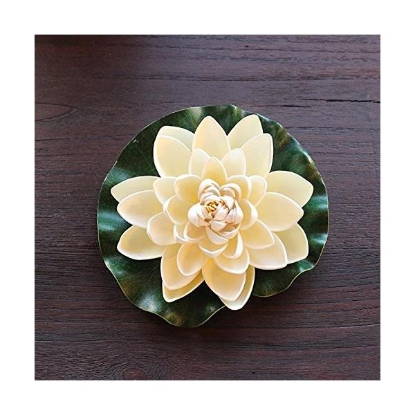 ロータス(蓮)の造花です。お部屋に飾るのはもちろん、水面に浮くので水槽や水鉢に入れて飾ってもお洒落です。●素材ポリウレタン●サイズ幅約17cm×奥行約16cm×高さ約6cm　※手作りのため多少の誤差がございます。●関連情報造花 アーティフィ...