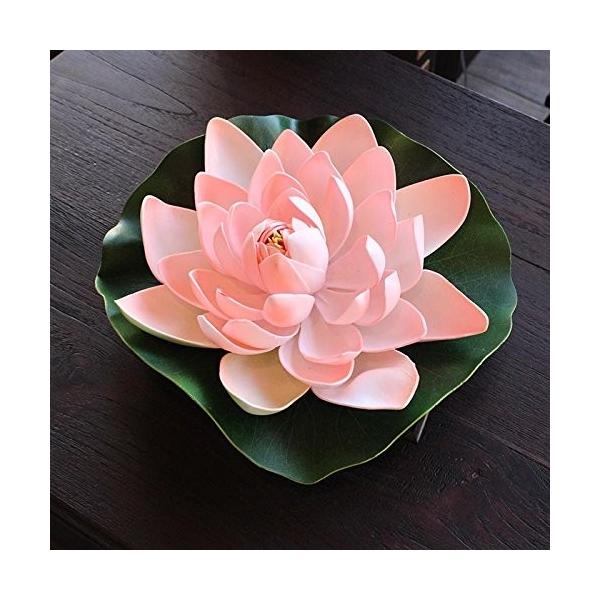 ロータス(蓮)の造花です。お部屋に飾るのはもちろん、水面に浮くので水槽や水鉢に入れて飾ってもお洒落です。●素材ポリウレタン●サイズ幅約27cm×奥行約26cm×高さ約9cm　※手作りのため多少の誤差がございます。●関連情報造花 アーティフィ...