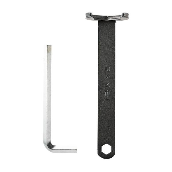 【メーカー】SANEI【品番】PR357【品名】ナット締付工具【特徴】●ワンホール混合栓（対辺約38mm）のロックナットを回すときに使用。●六角スパナ付●材質 鋼※商品画像について商品写真はイメージです。実際の商品とはデザイン・仕様が一部異...