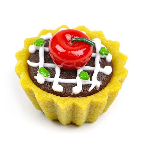 思わず食べてしまいそうなほどリアルで、甘い香り付の『スイーツキャンドル』。生もののアイスやケーキも、キャンドルならお仏壇や墓前にお供えできます。洋菓子が好きだった甘党なあの方に、命日はもちろん、結婚記念日や誕生日など、記念日にもお供えできる...