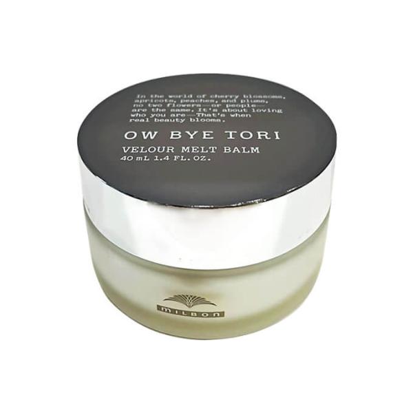 束感とツヤを与え、メリハリあるスタイルに仕上げるバーム