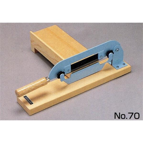 松尾刃物　カキモチ切り器　刃渡１６０ｍｍ　Ｎｏ７０仕様サイズ：幅３３５ｘ全長４７０ｘ高さ１５０ｍｍ刃渡：１６０ｍｍまな板：幅１２０ｘ全長２９０ｘ高さ９０ｍｍ備考：鋼刃