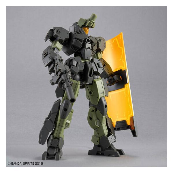 地球連合軍から、地球内の治安維持にも運用される警備型量産機「テックプロト」が登場！■大型シールドが付属。新技術によりシールドの模様を１パーツで再現。■局地戦をサポートするスコープ型のバイザーが付属。■リアスカートは背中への取り付けも可能。■...