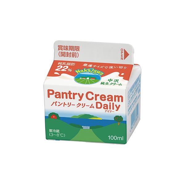 乳脂肪分22％の低脂肪フレッシュクリームです。クリーミーでなめらか、低脂肪なのにコクがあるので、飲み物やお料理のおいしさを引き立てます。コーヒーや紅茶にスムーズに溶け込みます。使い切りサイズの100mlで気軽にお使い頂けます。※ホイップは出...