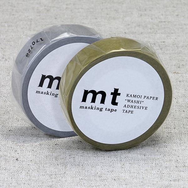 メタリックなmt。華やかさを添えてくれる優しく頼もしいゴールドと、ひときわ目立ちながらもちょっとオトナなシルバーです。【商品仕様】▼テープサイズ：15mm×7m▼材質：和紙▼粘着材：アクリル系▼カラー：2色からお選びください・金（ゴールド）...