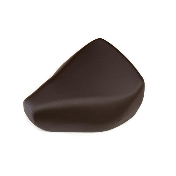 2008年に限定発売された、スーパーカブ50（50周年記念モデル）用シングルシート。カラーはブラウン（こげ茶色）です。「HONDA」の文字色はゴールド風です。ヒンジ部分はシート一体型です。2008年までに発売されたスーパーカブ50/70/9...