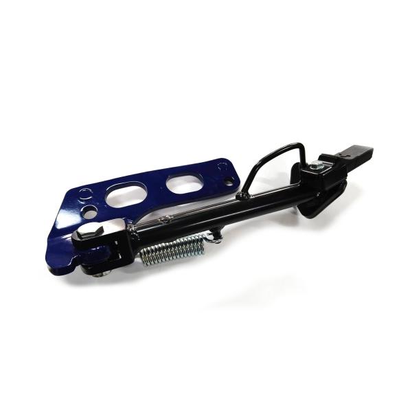 プレスカブのサイドスタンドASSYです。サイドスタンドの根本が擦り減ってくると、ガタツキが出てしまいますが、サイドスタンドを保持するステーは実は単品では出ず、スタンドとセットのASSYでの部品供給しか行われておりません。スタンド単品では部品...