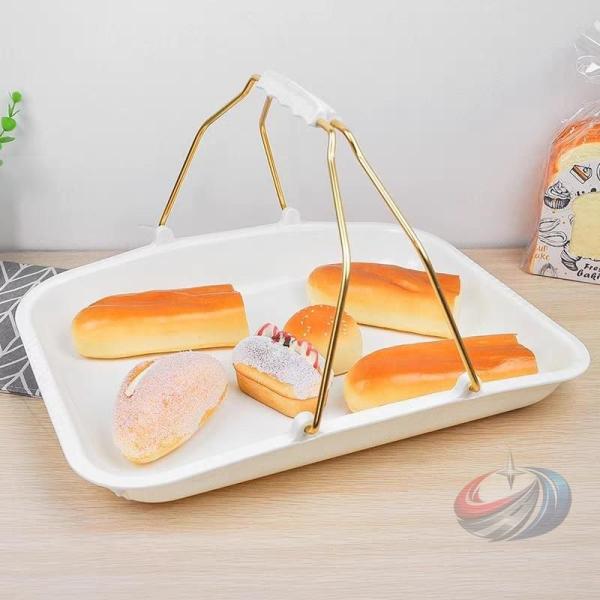 商品名：お盆 トレイ トレー おしゃれ パントレー キッチン用品 レストラン 食堂 持ち手付き 食品トング付き●色写真色●材質：プラスチック●サイズ:写真に参考してください※生産上の都合により、生地の質感や色が多少写真のものとは変更となる場...