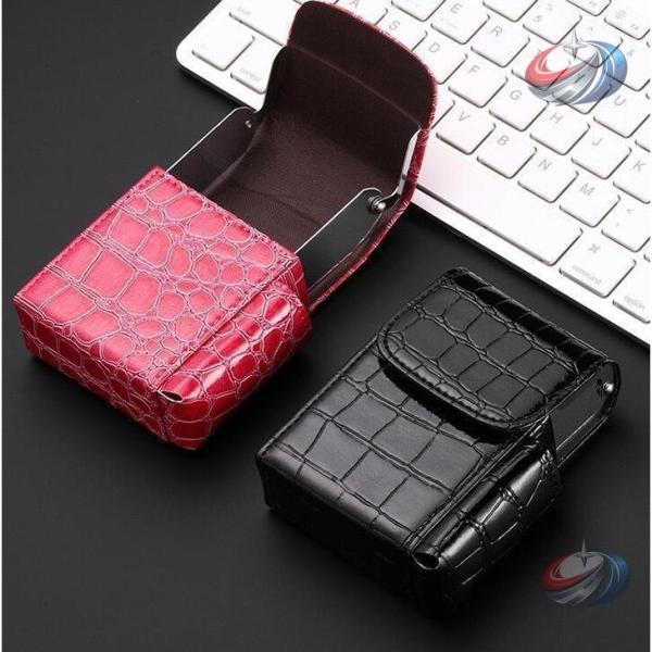 ■ 型押し加工の軽量なフェイクレザーを使用したシガーケースです。■ たばこ入れにはもちろん・小物入れなどにも便利◎■ 商品の性質上・柄の位置やデザインが若干違う場合がありますのでご了承ください。■ PCモニターの画質や環境により・写真と実物...