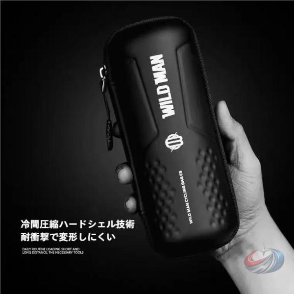 【商品詳細】　◆素 材：PU+EVA素材◆サイズ：約長さ19cm x横幅8.5cm x高さ8cm◆カラー：ブラック◆重　さ：0.35kg《ご注意》※お使いのモニター環境や、撮影場所やイメージにより 実際の商品と色味が若干異なる場合がございま...