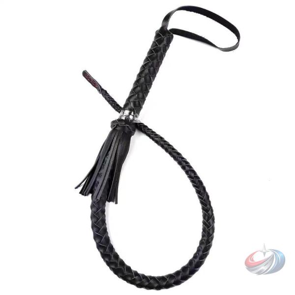 PU、無臭、柔らかく、耐久性があります。馬、訓練、クロスカントリーライディングに乗る必要がある人には非常に適しています。ステージパフォーマンス、撮影などのための良い小道具。人間工学的グリップは、この乗馬作物を握りやすく操作しやすくします。ス...