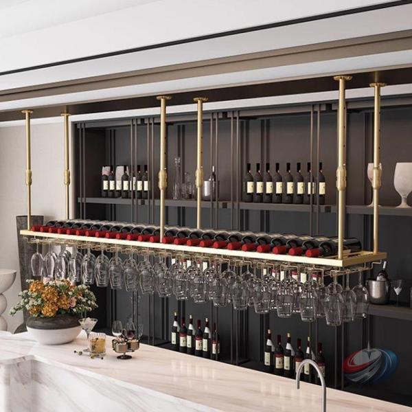??【高品質の素材】厳選されたペイントアイアン、ナノペイント技術、美しい雰囲気、優れた防錆機能。 新しいワインラックは吊り下げ式に取り付けられているため、スペースを節約できます。 ワイングラスとワインボトルを自宅/バーに保管して、バーのスペ...