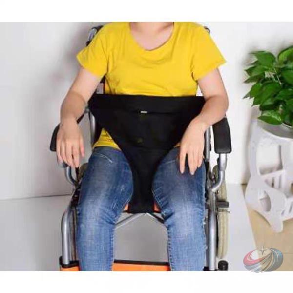 【セキュリティ保護】人間工学に基づいたデザイン、腰を拘束するシートベルトのT字状、腹部及び股は、より包括的安全性と長老や患者のための強力な保護を提供します。【洗える】この高品質の車椅子拘束具は洗えるし、使いやすいです。私たちのシングルサイズ...