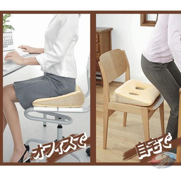 *カバーは耐久性があり、ジッパー式で取り外し可能で、シルクは滑りやすく、通気性があり、優れた空気循環と通気性を提供し、厳しい日常の使用に耐えることができます。*ソフトベロアカバーはジッパーで取り外し可能で、洗濯機で洗えるのでお手入れも簡単で...