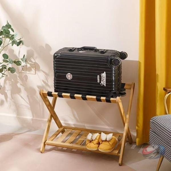 1.【天然木構造】スーツケーススタンドは竹構造で変形なし、ナイロンウェビング、ひび割れなし、耐久性に優れています。お支払いは販売店舗専用商品をご確認ください。注意：他の販売店舗を選んで購入すれば、だまされて、本店とは関係ない。2.【強力な支...