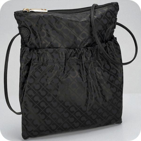 ゲラルディーニ ショルダーバッグ レディース ブランド GH0231 EXCAL GHERARDINI ブラック ◆1885年にイタリアのフィレンツェで創業された高級皮革ブランドです。芸術の都で生まれたゲラルディーニは、創業当時からその高い...