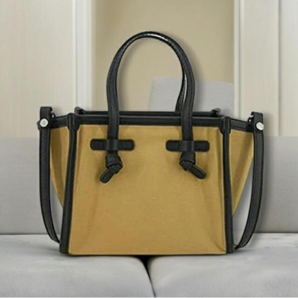 ジャンニキアリーニ Gianni Chiarini ショルダーバッグ BS8065-CNV-SE-SAFARI レディース ミスマルセラ MISS MARCELLA ライトブラウン◆レザーバッグ職人の家系に生まれたジャンニ・キアリーニにより...