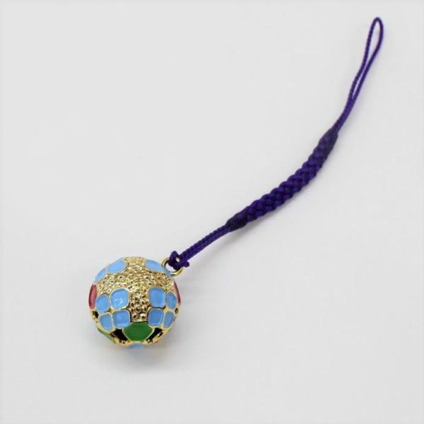 紫陽花をイメージした花柄の可愛い和鈴ですスマホや小物の飾りに付けてみてはいかがでしょうか。・サイズ:直径約2cm和小物・あじさい・アジサイ・紫陽花・鈴・根付・ストラップ・装飾・飾り・お土産・日本土産・日本製