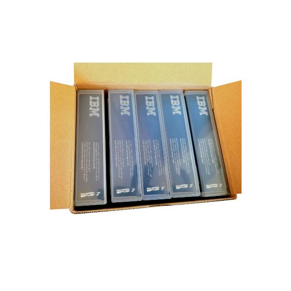 メーカー:IBM規格:LTO Ultrium 7メーカー型番:38L7302記憶容量:　・非圧縮時:6.0TB　・圧縮時:最大15.0TB巻数:5巻お取り寄せ商品のため、お届けが遅延する場合がございます。