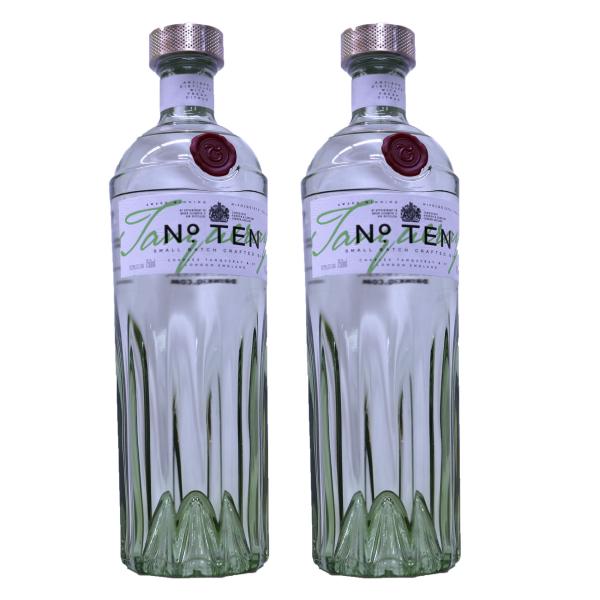 1960年代に誕生した手作りのオリジナル蒸留器「TINY TEN（タイニーテン）」。この400Lしか入らないスワンネックの小型単式タイプを使用した蒸留こそが「タンカレー ナンバーテン」のハートになっています。さらにフレッシュな生のフルーツや...