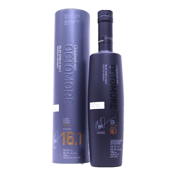 今日のウイスキーの常識を覆し続けています。 5年間の熟成を経てカスクストレングスに近い状態でボトリングされるスーパー・ヘビリー・ピーテッドなオクトモアの驚くべき優雅さを、ブルックラディ蒸留所はThe Impossible Equation ...