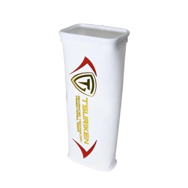 「カップを洗う」基本性能に特化したオリジナルシャクホルダーマキエシャクの保持と洗いやすさを両立したボディ形状釣研バッカンに取り付けたままフタが閉じられるオリジナルフックＭサイズなど、大型のカップも楽に洗える余裕のサイズ■サイズ：70×90×230