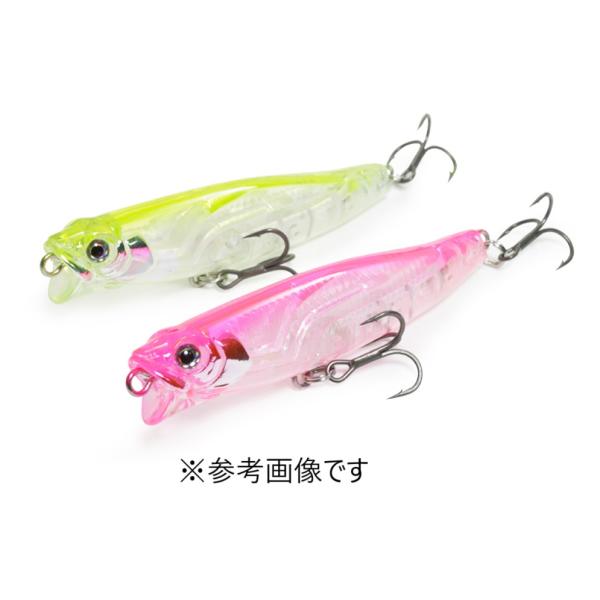 ペンシルベイトとポッパーの特徴を合わせ持つSWライトゲーム用トップウォータープラグ。Green Crayfishの『ワカペン』をベースに、全長55mmという、ロングキャスト性能と、ターゲットに違和感を与えず食わせやすいコンパクトさを兼ね備え...