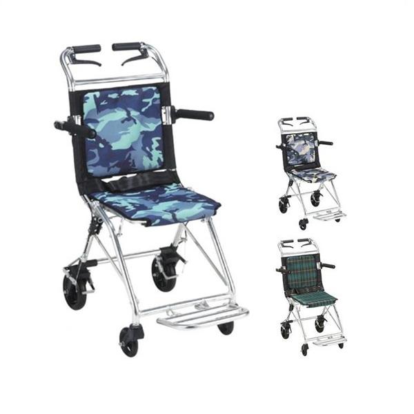 【発売日：2020年07月30日】【商品紹介】・介助式・コンパクトタイプ・わずか7KGで・高さ96CM・幅49.5CM・奥行82CM・跳ね上げ式アームサポート・安全ベルト付き【仕様】品名:コンパクト介助式 楽ティ品番:NP-660MBL(青...