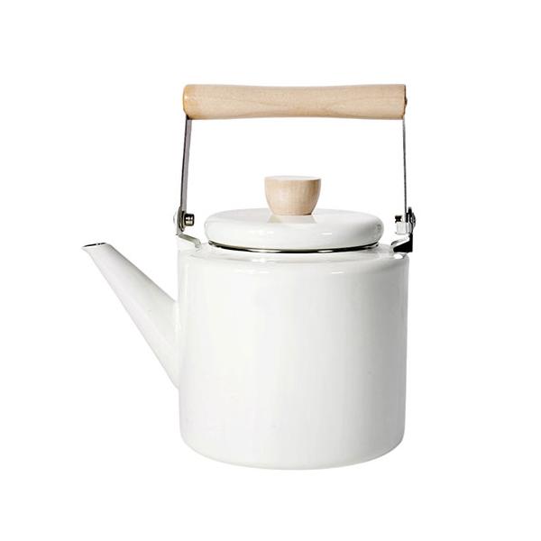 【ホーロー素材のやかんだから、熱伝導が良くお湯がすばやく沸きます。使いやすい2.2Lサイズで、一人暮らしからご家族まで幅広く対応。】 検索キーワード:　 キッチン用品|調理用品 メーカー型番:R0602-A R0602A