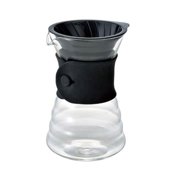 【○スパイラルリブ採用の「円すい形ドリッパー」なので、ペーパーの手軽さでネルドリップの味わいが楽しめます。○シリコーンバンドは取り外して洗う事ができます。○ドリッパーは自立する形状となっています。○VC】 検索キーワード:HARIO キッチ...