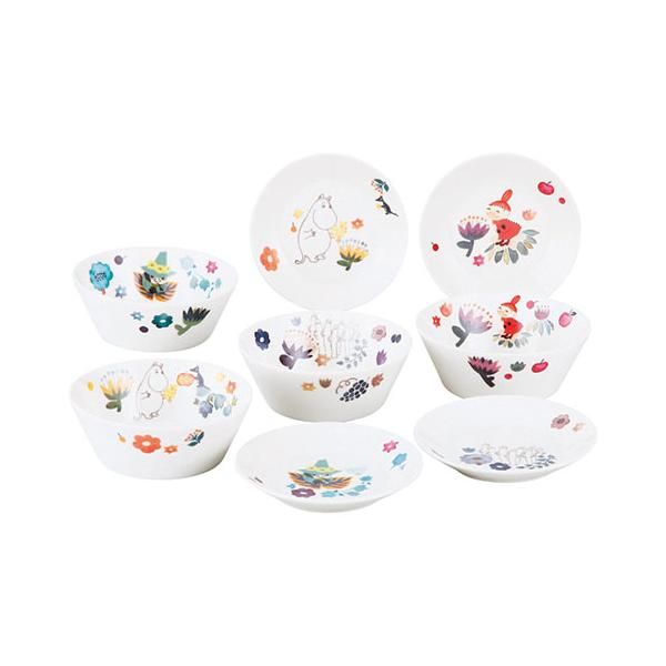 【やわらかな水彩調の植物と一緒にデザインされたムーミンたちが食卓を優しく彩ります。ボウルはたっぷり入るのでどんな料理にも使いやすいです。スタッキング収納ができます。家庭用食洗機使用可。】 検索キーワード:　 キッチン用品|　 メーカー型番:...