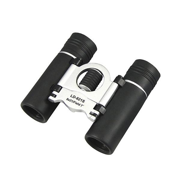 【ハイキング、山登り、バードウオッチングやコンサート、スポーツ観戦などに適した、8倍コンパクトタイプの双眼鏡です。本体はアルミダイカスト、レンズは光学ガラス使用の本格的なダハ式双眼鏡です。持ち運びに便利】 検索キーワード:　 光学機器|　 ...