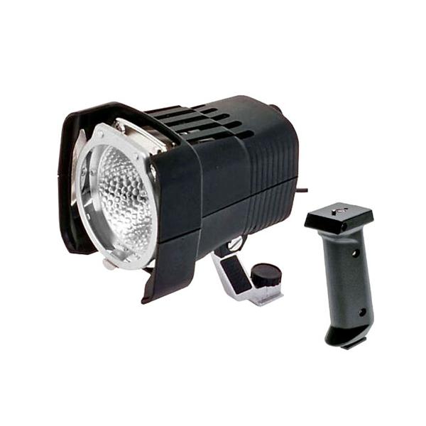 【安全性と軽量化を基にエンプラ材を採用した300Wビデオライトです。あらゆるビデオカメラにマッチするビデオライトです。照射角調整可能です。】 検索キーワード:LPL フィルムカメラ|カメラオプション メーカー型番:L2611A