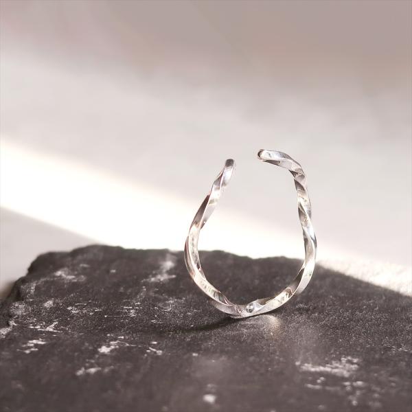 ブランドnanotta 純銀シリーズ商品nanotta 純銀 ピュアシルバー イヤーカフ イヤカフ レディース SV999 シルバー999 刻印 BEC001デザインウェーブ スパイラル ツイスト ひねり ねじれ シンプル ひねり 角線 無...