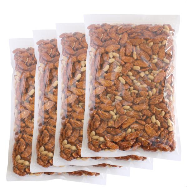 新潟の老舗メーカーより仕入れた大振りの柿の種とバターピーナッツのミックスです。一般的な柿の種よりもピリッと辛く、醤油だれの風味がより強く感じられます。商品名：大柿の種＆ピーナッツ1kg×4名称：豆菓子原材料名：落花生（中国産）、でん粉、米（...