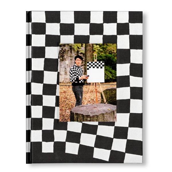 [THIRD EDITION]ドイツ人フォトグラファー、ファビアン・シューベルトとドイツ人アーティスト、ハンク・シュミット・イン・デル・ベークによる作品集。こちらの商品は店頭併売商品につき、品切れの場合にはご注文をキャンセルとさせていただく...