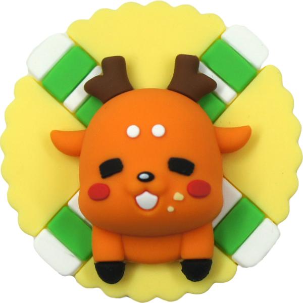 可愛いしかまろくんのマグネットです。冷蔵庫などにメモを挟んだり、お部屋のアクセントにもお勧めです。立体的な作りになっています。【対象年齢】7歳以上【サイズ】直径約5cm　高さ約2.5cm