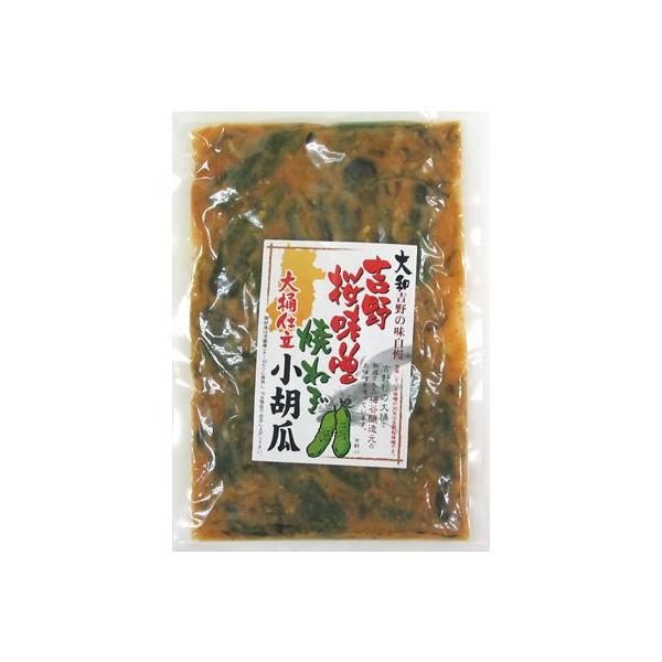 吉野杉の大桶で熟成された梅谷醸造元のお味噌を使っています。もろみ、焼ねぎ、鰹削節、青唐辛子が入った少しピリッとくる中にもまろやかな味わいのお漬物です。ごはんのおかずに、お酒のおつまみにもよく合います。内容量：260ｇ ※商品は、賞味期限２ケ...