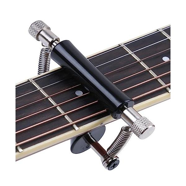 トラディショナルブラック/-/-・セット内容ローリングギターカーポx1サイズ10cm×4cm・高品質素材ゴム製のローラーを使用することで、ギター本体を傷つける心配はありません。・初心者にも使いやすいアコースティックギター用に開発された特殊な...