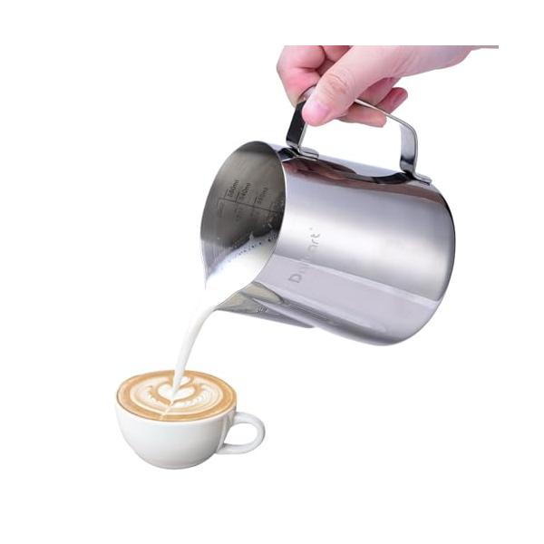 600mlミルクジャグシルバー/-/DY-600ml A02・Style:600mlミルクジャグ・パッケージ個数:1・?プロ品質: Dailyart ミルク泡立てピッチャーは、クロム仕上げの #18/8 ステンレススチール製で、防錆、汚れ防...