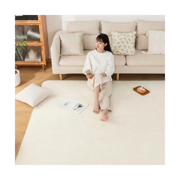 アイボリー/135×185cm×1.0cm/-・Size:135×185cm×1.0cmColor:アイボリー・フランネル素材・オールシーズン対応 きめが細かく柔らかいマイクロファイバーを高密度で織り込みました。ふんわりと心地いい肌ざわりが...