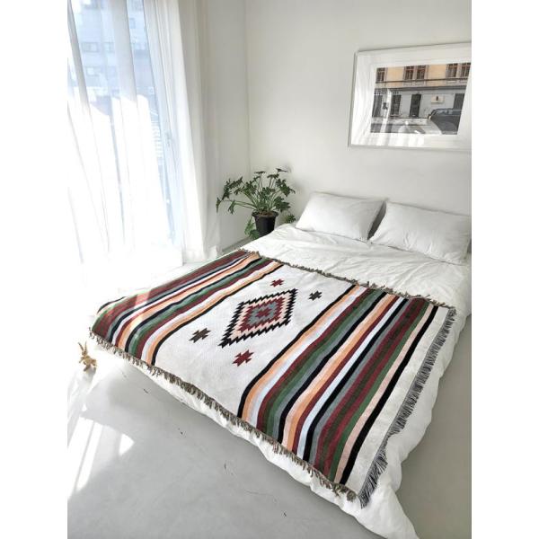 おしゃれ彩条/130 x 160 cm (長方形)/-・Size:130 x 160 cm (長方形)・ピクニック、車中泊、旅行、バンライフ、キャンピングカー、キャンプ、グランピング・テーブルクロスとして活用しているキャンパーもたくさんいま...