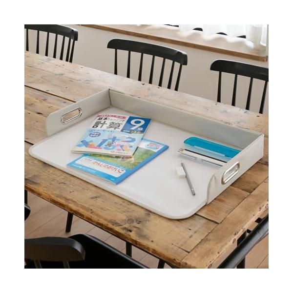 デスクマットグレー/幅58×奥行40×高さ8cm/YTC-OM(GY)・Color:グレーStyle:デスクマット・パッケージ個数:1・持ち運びできるデスクマット持ち手がついていて持ち運びがしやすく、片付けにぴったりなデスクマットです。文房...