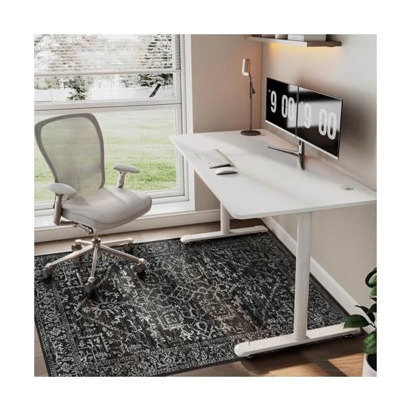 ブラック1/90×120cm/チェアマット・Size:90×120cmColor:ブラック1・床保護と騒音軽減チェアマットは、キャスターの動きによる騒音を大幅に軽減し、静かな作業環境を作り出します。静かな作業環境を提供し、快適なデスクワーク...