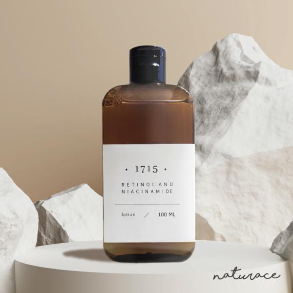 年齢サインをケアする為のカギとなる成分＜レチノール＞だけでなく、美肌へ導くパンテノール・ナイアシンアミド・ビタミンC誘導体・ビタミンE・ヒアルロン酸などを配合した贅沢なレチノールスキンケアシリーズ全成分： 水、１，２−ヘキサンジオール、レチ...