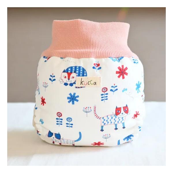 【kucca】とはkucca(クッカ)とは、店主のモロイ氏が自身の妊娠、出産、育児を通して、実際にしようする赤ちゃんとママの気持ちになって企画、制作されたすべてがオリジナル商品。おむつは赤ちゃんが「毎日ずっとつけている」もの。そのストレスは...